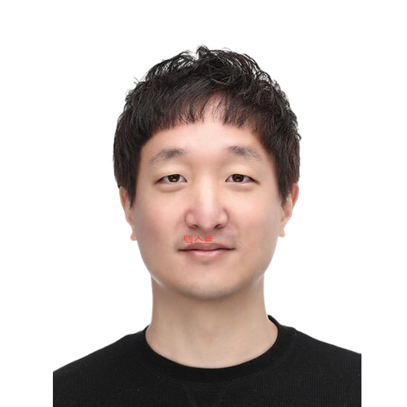 Perfumer Eric (조향사 에릭)